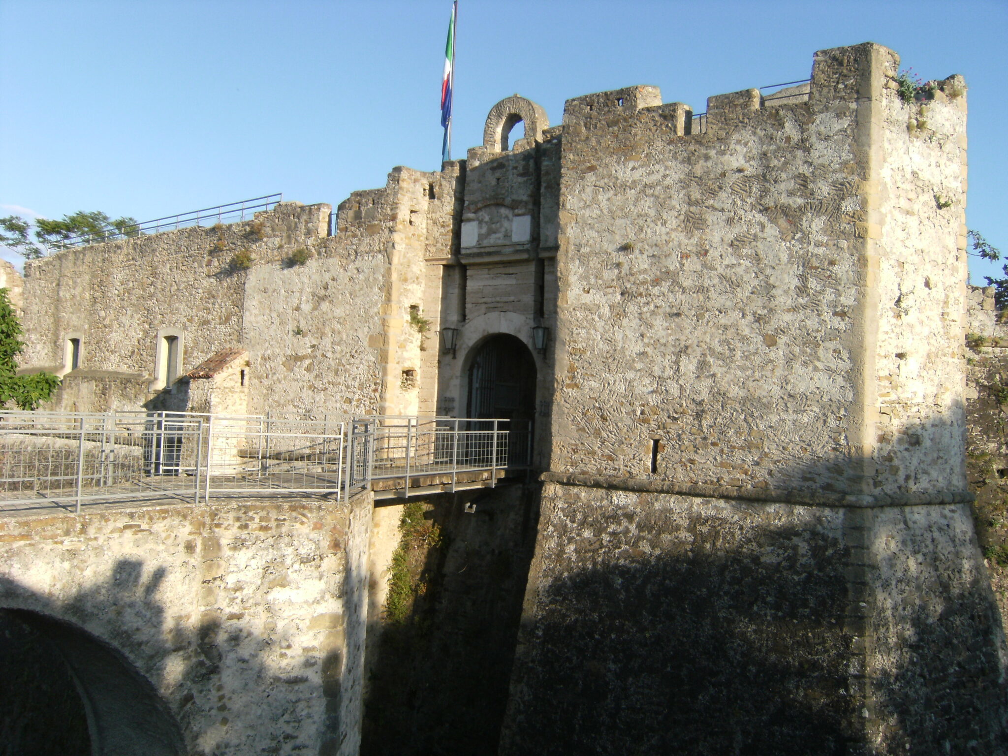 Il Castello di Agropoli: i proprietari dal 1662 ad oggi - Info Cilento