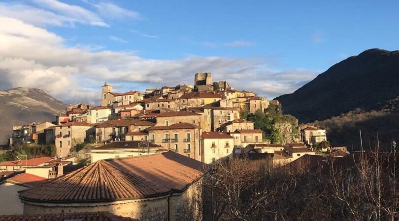 Campo della geologia: a Caselle in Pittari un corso di formazione con ...