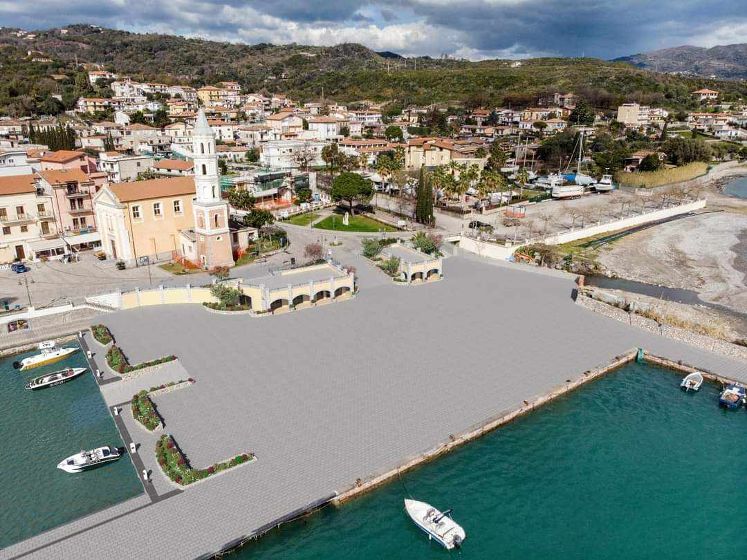 Scario eccellenza delle acque di balneazione e lavori sul porto. Le ...