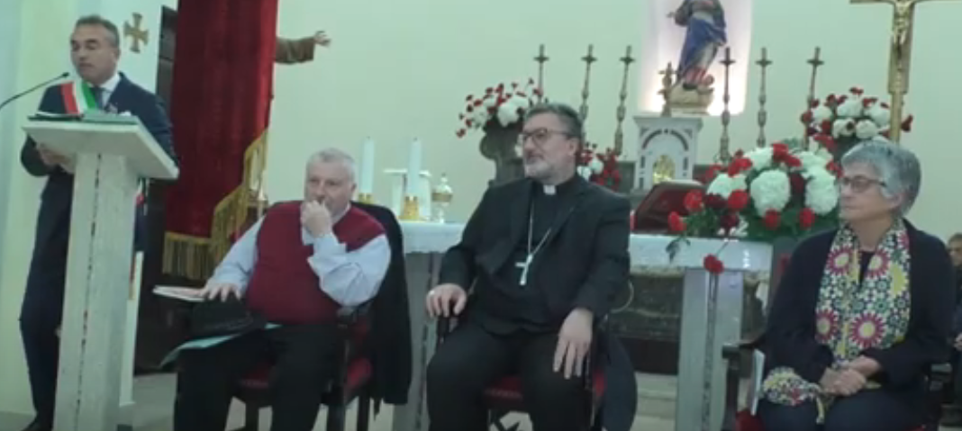 Laurito: presentato il libro "La sacralizzazione dell’umano, l ...