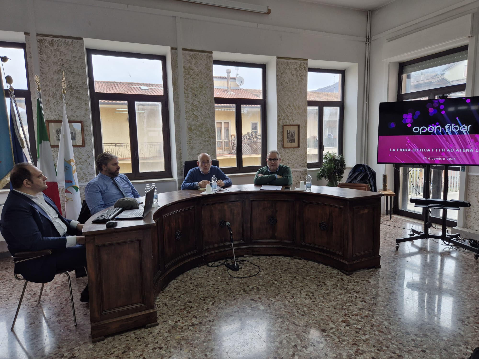 Open Fiber Atena Lucana naviga sul web a 1 giga, la fibra ottica abilita telemedicina e lavoro ...